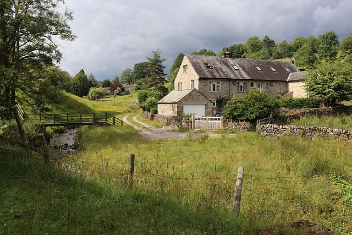How Many Stories Can a Farmhouse Have? A Comprehensive Guide to ...